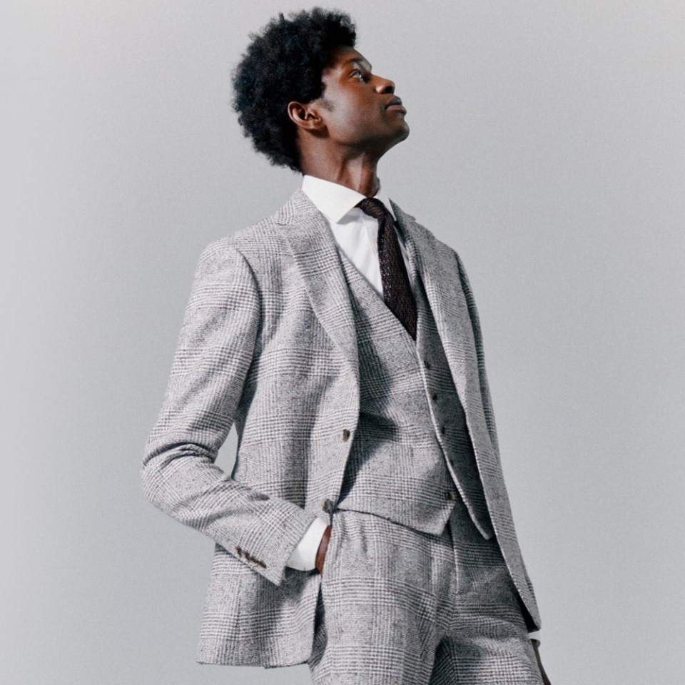 Moss Bros. | The men's suits and formalwear specialist